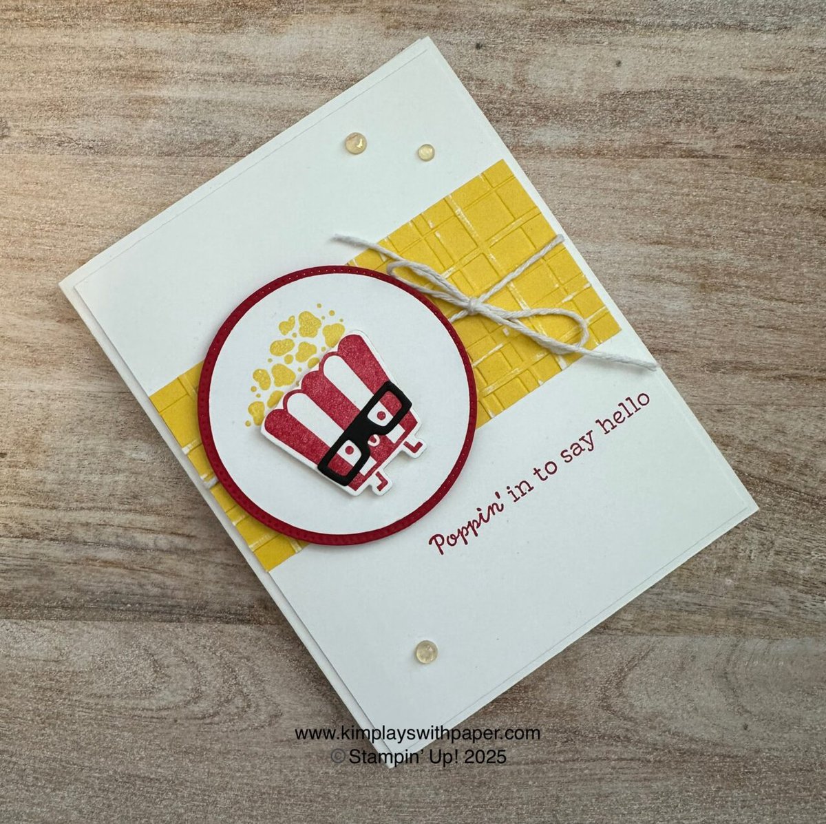 Poppin' By to Say Hi - Kim Plays with Paper